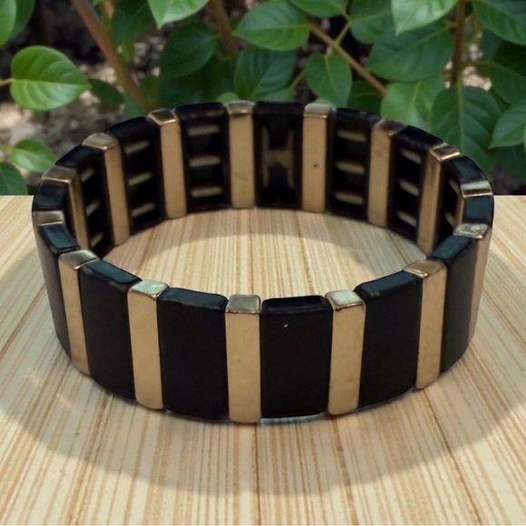 Source Unknown | Jewelry | Luxe Black Gold Stretch Tile Bracelet | Poshmark